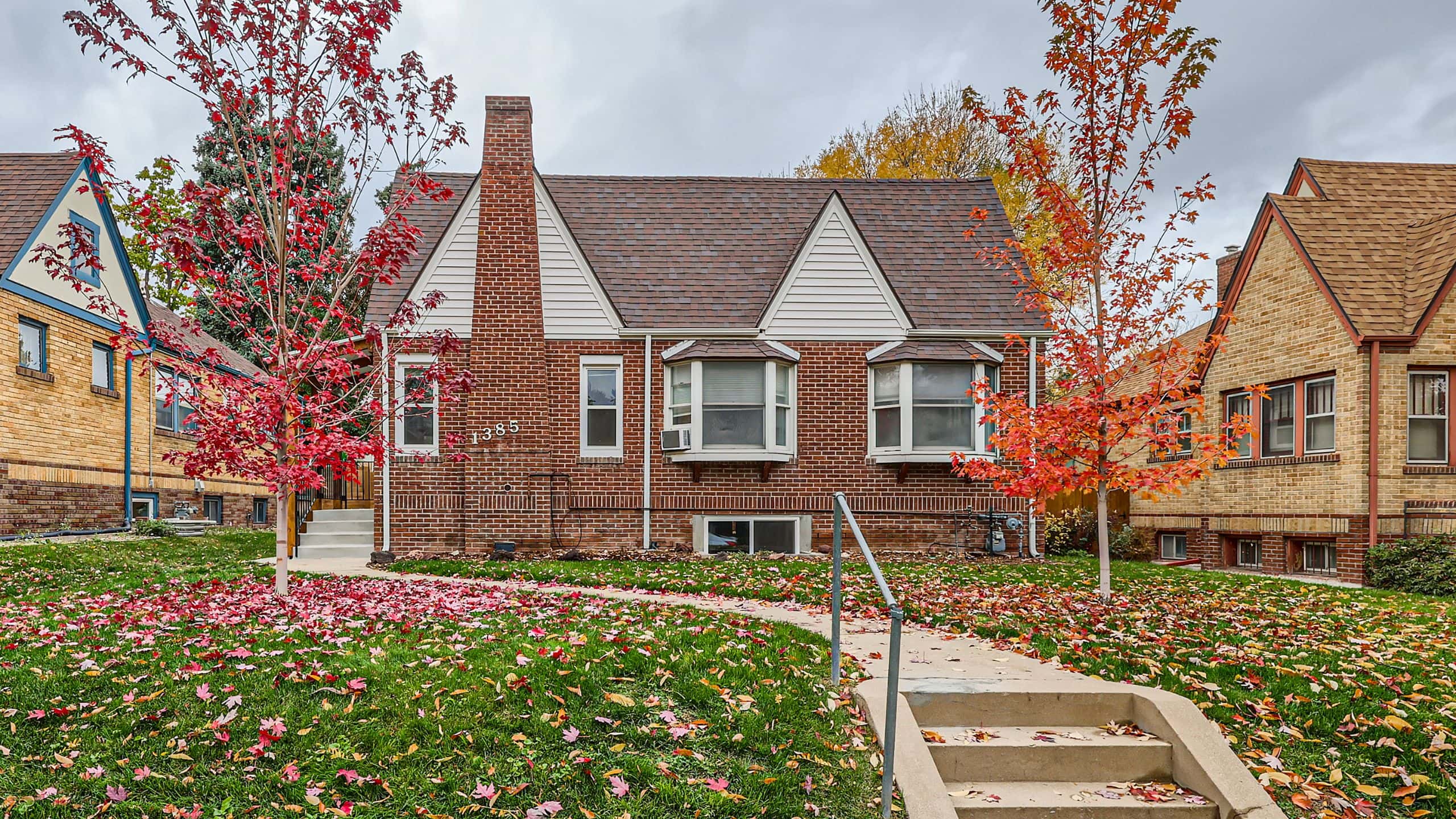 5 Halloween Real Estate Marketing Ideas to Get into the Spooky Spirit ...